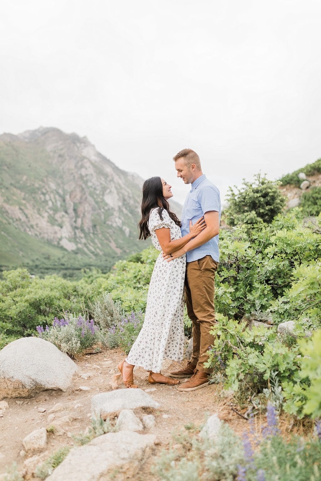 Adventurous Couple Session at the Most Epic location || Utah - Tasha Rose